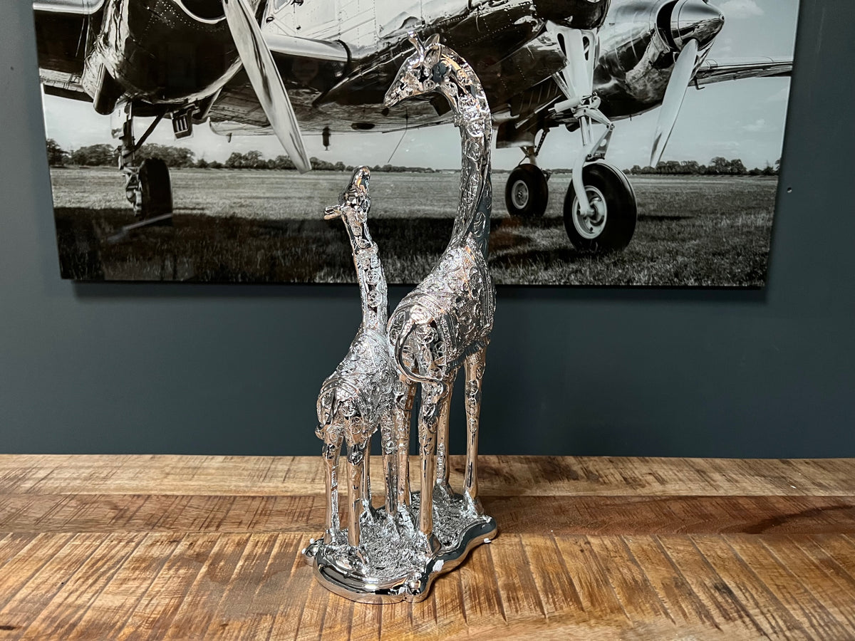 Large Silver Mother & Baby Giraffe Statue – John Cowell Limited